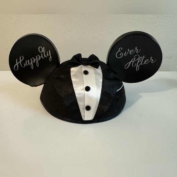 Disney | Accessories | Disney Fairytale Wedding Happily Ever After ...